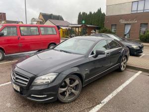 Melns Mercedes-Benz CLS 350 2011 Druskininkai, ar dzinēja tilpumu 3.50 L un nobraukumu 386 tūkst. km par 10800 €, foto 8 vietnē AUTOMOTO.COM.LV