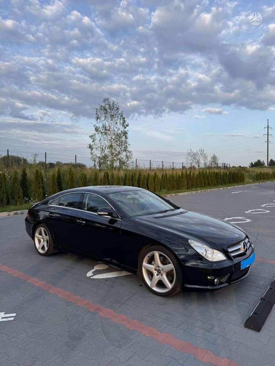 Черный Мерседес ЦЛС 350 2011 в Каунас, объемом двигателя 3.50 л и пробегом 232 тыс. км за 13890 €, фото 4 на AUTOMOTO.COM.LV