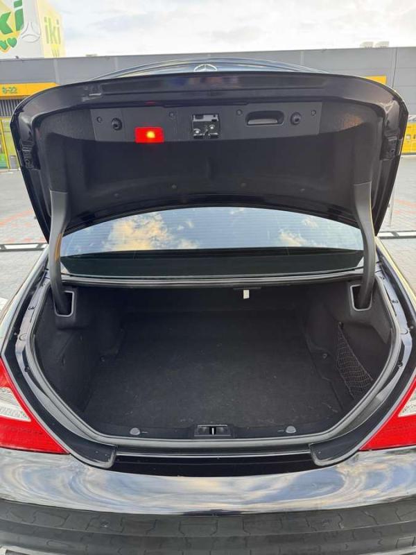 Black Mercedes-Benz CLS 350 2011 in Kaunas, with an engine capacity of 3.50 L and mileage of 232 thousand km for 13890 €, photo 10 on AUTOMOTO.COM.LV