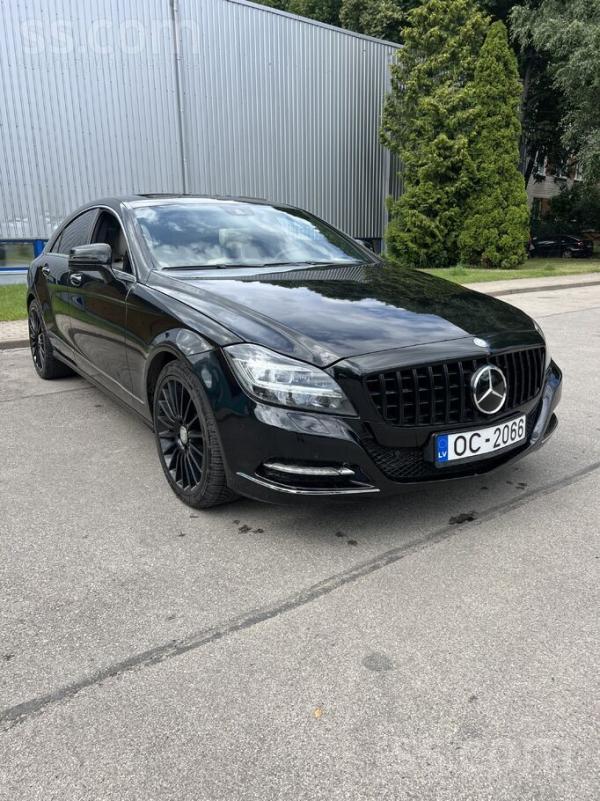 Melns Mercedes-Benz CLS 350 2011 Rīga, ar dzinēja tilpumu 3.00 L un nobraukumu 298 tūkst. km par 11300 €, foto 1 vietnē AUTOMOTO.COM.LV