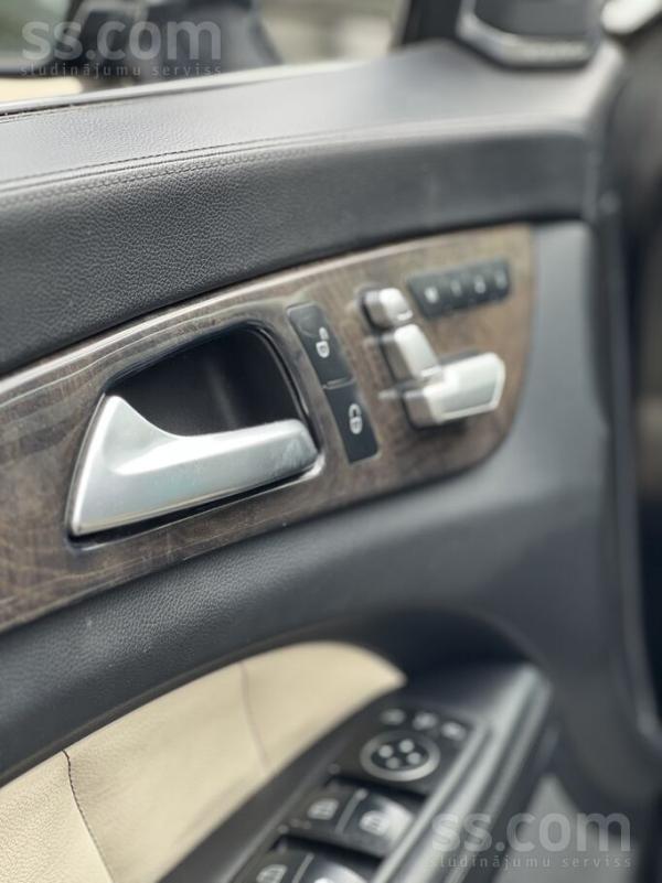 Melns Mercedes-Benz CLS 350 2011 Rīga, ar dzinēja tilpumu 3.00 L un nobraukumu 298 tūkst. km par 11300 €, foto 5 vietnē AUTOMOTO.COM.LV