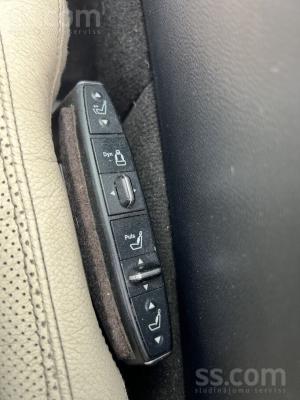 Melns Mercedes-Benz CLS 350 2011 Rīga, ar dzinēja tilpumu 3.00 L un nobraukumu 298 tūkst. km par 11300 €, foto 10 vietnē AUTOMOTO.COM.LV