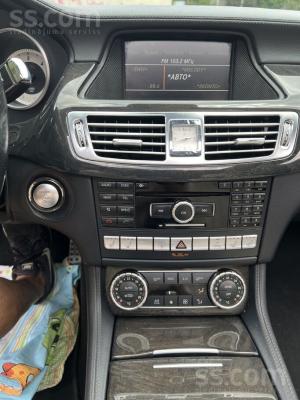 Melns Mercedes-Benz CLS 350 2011 Rīga, ar dzinēja tilpumu 3.00 L un nobraukumu 298 tūkst. km par 11300 €, foto 11 vietnē AUTOMOTO.COM.LV
