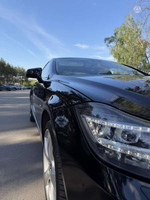 Black Mercedes-Benz CLS 350 2011 in Kaunas, with an engine capacity of 3.00 L and mileage of 290 thousand km for 11400 €, photo 7 on AUTOMOTO.COM.LV