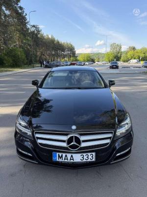 Black Mercedes-Benz CLS 350 2011 in Kaunas, with an engine capacity of 3.00 L and mileage of 290 thousand km for 11400 €, photo 8 on AUTOMOTO.COM.LV