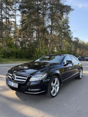 Black Mercedes-Benz CLS 350 2011 in Kaunas, with an engine capacity of 3.00 L and mileage of 290 thousand km for 11400 €, photo 9 on AUTOMOTO.COM.LV