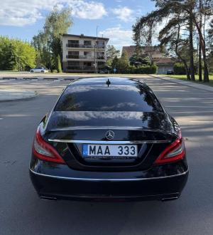 Black Mercedes-Benz CLS 350 2011 in Kaunas, with an engine capacity of 3.00 L and mileage of 290 thousand km for 11400 €, photo 12 on AUTOMOTO.COM.LV
