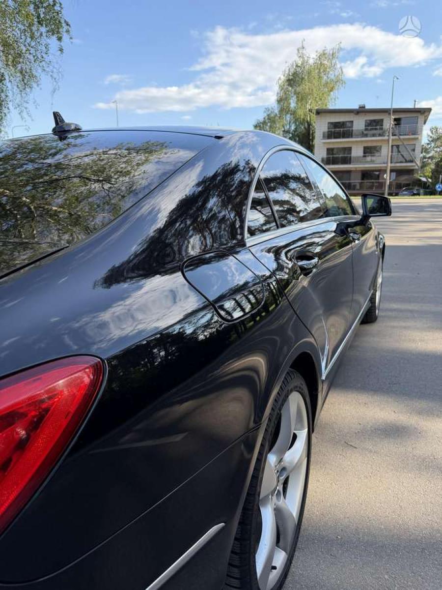 Black Mercedes-Benz CLS 350 2011 in Kaunas, with an engine capacity of 3.00 L and mileage of 290 thousand km for 11400 €, photo 14 on AUTOMOTO.COM.LV