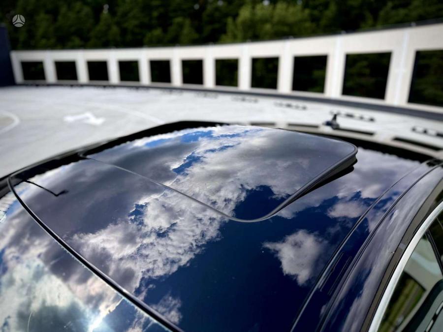 Melns Mercedes-Benz CLS 350 2011 Viļņa, ar dzinēja tilpumu 3.00 L un nobraukumu 300 tūkst. km par 12000 €, foto 16 vietnē AUTOMOTO.COM.LV