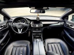Melns Mercedes-Benz CLS 350 2011 Viļņa, ar dzinēja tilpumu 3.00 L un nobraukumu 300 tūkst. km par 12000 €, foto 19 vietnē AUTOMOTO.COM.LV