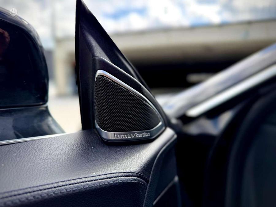 Melns Mercedes-Benz CLS 350 2011 Viļņa, ar dzinēja tilpumu 3.00 L un nobraukumu 300 tūkst. km par 12000 €, foto 26 vietnē AUTOMOTO.COM.LV