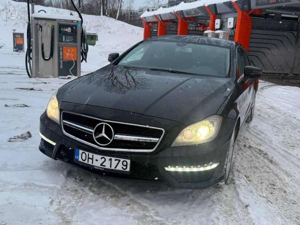 Melns Mercedes-Benz CLS 350 2012 Viļņa, ar dzinēja tilpumu 0.00 L un nobraukumu 290 tūkst. km par 11000 €, foto 1 vietnē AUTOMOTO.COM.LV