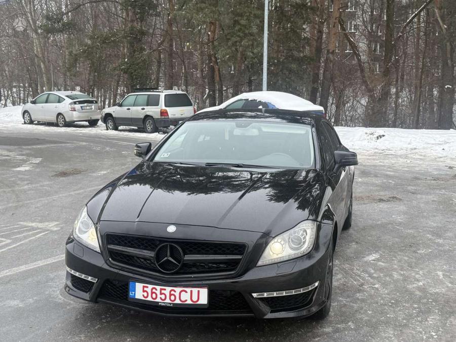 Melns Mercedes-Benz CLS 350 2012 Viļņa, ar dzinēja tilpumu 3.50 L un nobraukumu 290 tūkst. km par 12500 €, foto 2 vietnē AUTOMOTO.COM.LV