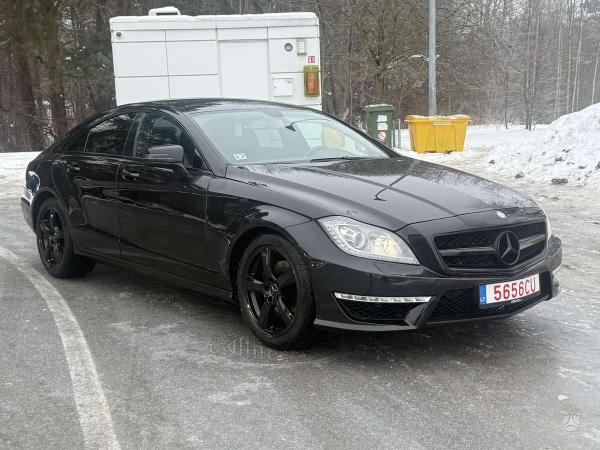 Black Mercedes-Benz CLS 350 2012 in Vilnius, with an engine capacity of 3.50 L and mileage of 290 thousand km for 12500 €, photo 3 on AUTOMOTO.COM.LV