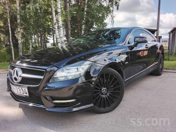 Black Mercedes-Benz CLS 350 2012 in Riga, with an engine capacity of 3.00 L and mileage of 320 thousand km for 11850 €, photo 1 on AUTOMOTO.COM.LV