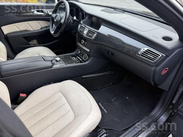 Melns Mercedes-Benz CLS 350 2012 Rīga, ar dzinēja tilpumu 3.00 L un nobraukumu 298 tūkst. km par 12300 €, foto 9 vietnē AUTOMOTO.COM.LV