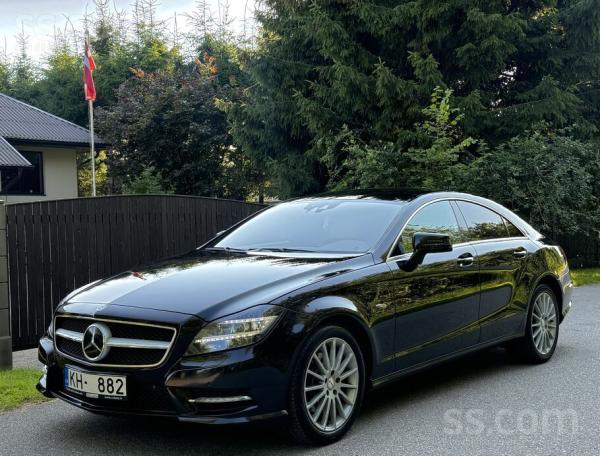 Черный Мерседес ЦЛС 350 2012 в Рига, объемом двигателя 3.00 л и пробегом 278 тыс. км за 10900 €, фото 1 на AUTOMOTO.COM.LV