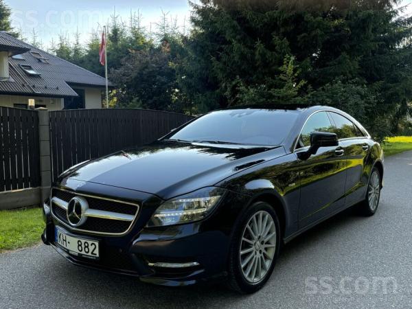 Черный Мерседес ЦЛС 350 2012 в Рига, объемом двигателя 3.00 л и пробегом 278 тыс. км за 10900 €, фото 2 на AUTOMOTO.COM.LV