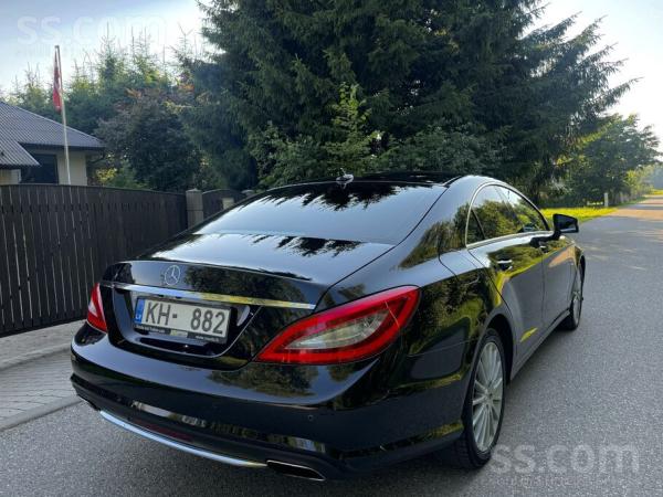 Черный Мерседес ЦЛС 350 2012 в Рига, объемом двигателя 3.00 л и пробегом 278 тыс. км за 10900 €, фото 8 на AUTOMOTO.COM.LV