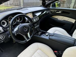 Black Mercedes-Benz CLS 350 2012 in Riga, with an engine capacity of 3.00 L and mileage of 278 thousand km for 10900 €, photo 12 on AUTOMOTO.COM.LV