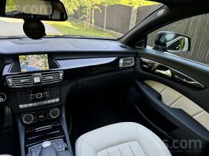Black Mercedes-Benz CLS 350 2012 in Riga, with an engine capacity of 3.00 L and mileage of 278 thousand km for 10900 €, photo 15 on AUTOMOTO.COM.LV