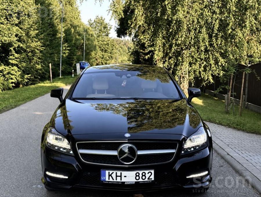 Black Mercedes-Benz CLS 350 2012 in Riga, with an engine capacity of 3.00 L and mileage of 278 thousand km for 10900 €, photo 27 on AUTOMOTO.COM.LV