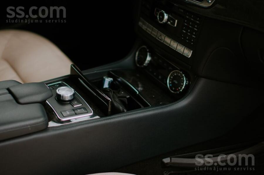 Melns Mercedes-Benz CLS 350 2012 Gulbene, ar dzinēja tilpumu 3.00 L un nobraukumu 276 tūkst. km par 14100 €, foto 12 vietnē AUTOMOTO.COM.LV