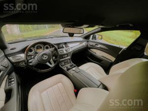 Melns Mercedes-Benz CLS 350 2012 Gulbene, ar dzinēja tilpumu 3.00 L un nobraukumu 276 tūkst. km par 14100 €, foto 20 vietnē AUTOMOTO.COM.LV