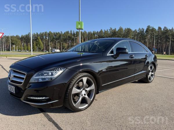 Melns Mercedes-Benz CLS 350 2012 Rīga, ar dzinēja tilpumu 3.00 L un nobraukumu 190 tūkst. km par 10500 €, foto 1 vietnē AUTOMOTO.COM.LV