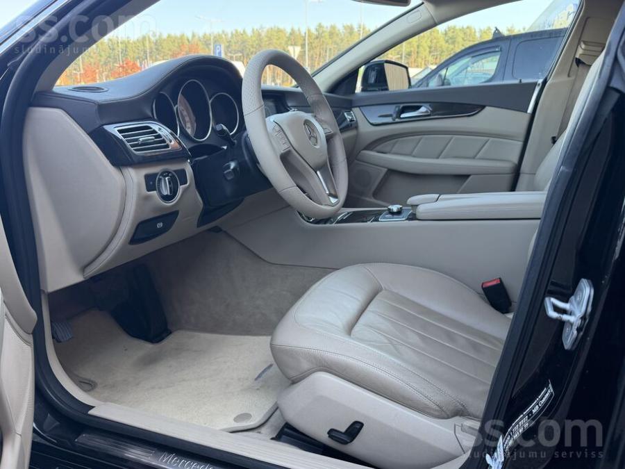 Black Mercedes-Benz CLS 350 2012 in Riga, with an engine capacity of 3.00 L and mileage of 190 thousand km for 10500 €, photo 10 on AUTOMOTO.COM.LV