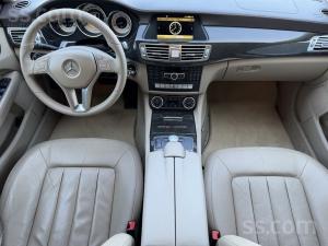 Black Mercedes-Benz CLS 350 2012 in Riga, with an engine capacity of 3.00 L and mileage of 190 thousand km for 10500 €, photo 16 on AUTOMOTO.COM.LV