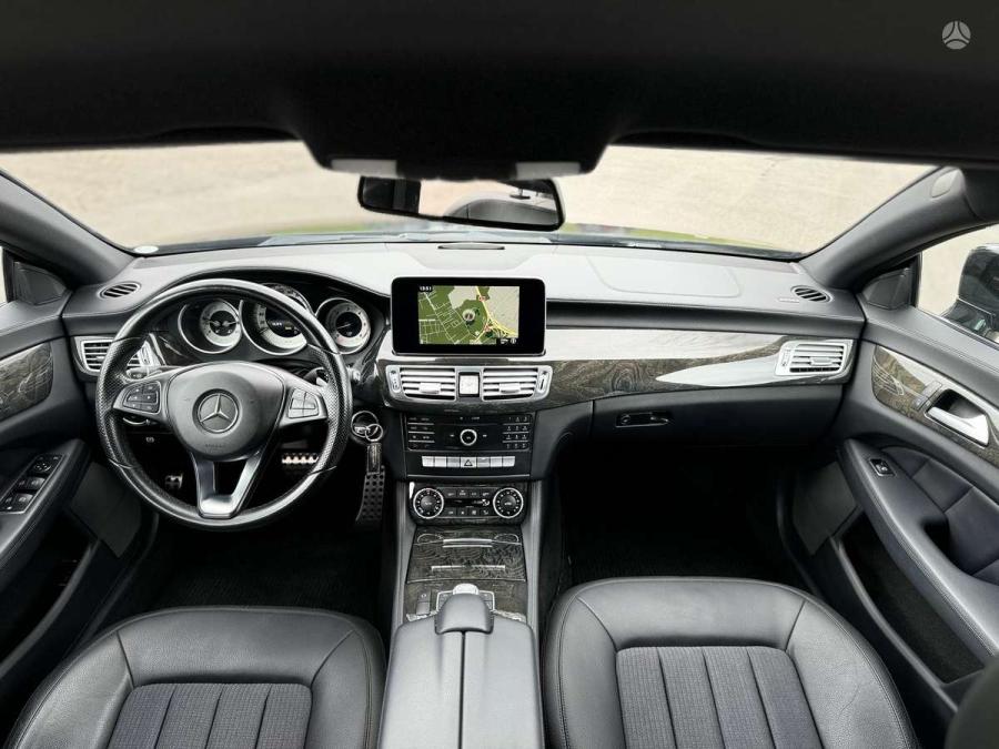Black Mercedes-Benz CLS 350 2014 in Kaunas, with an engine capacity of 3.00 L and mileage of 95 thousand km for 23900 €, photo 21 on AUTOMOTO.COM.LV
