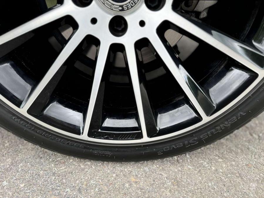 Black Mercedes-Benz CLS 350 2014 in Kaunas, with an engine capacity of 3.00 L and mileage of 95 thousand km for 23900 €, photo 28 on AUTOMOTO.COM.LV
