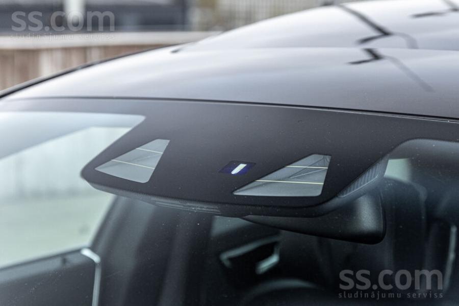 Black Mercedes-Benz CLS 350 2015 in Riga, with an engine capacity of 3.50 L and mileage of 254 thousand km for 13500 €, photo 17 on AUTOMOTO.COM.LV