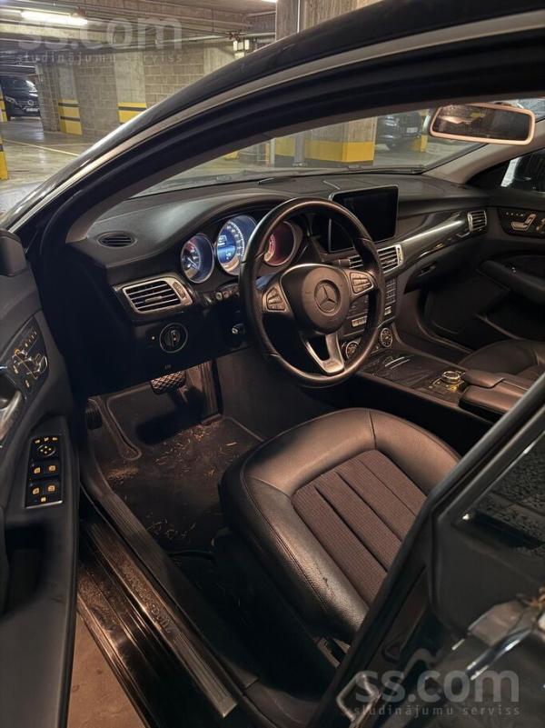 Melns Mercedes-Benz CLS 350 2015 Rīga, ar dzinēja tilpumu 3.00 L un nobraukumu 258 tūkst. km par 15000 €, foto 6 vietnē AUTOMOTO.COM.LV