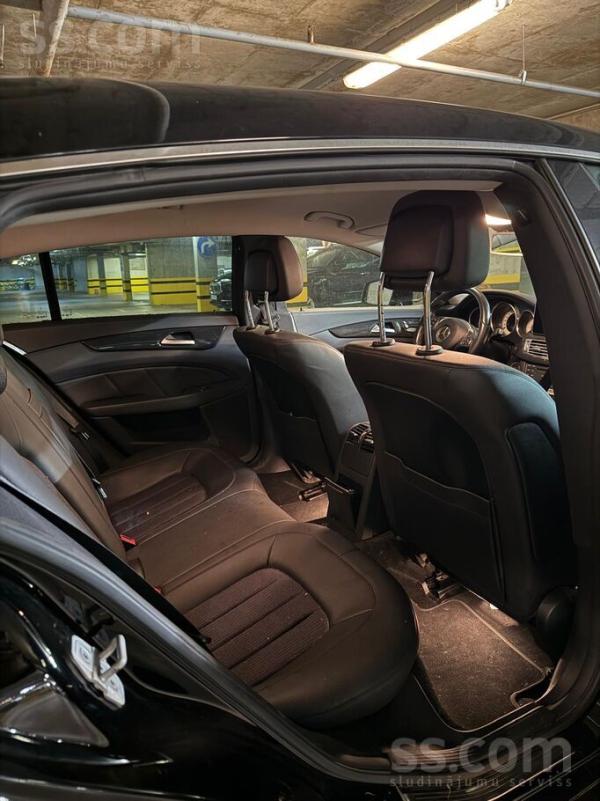 Melns Mercedes-Benz CLS 350 2015 Rīga, ar dzinēja tilpumu 3.00 L un nobraukumu 258 tūkst. km par 15000 €, foto 9 vietnē AUTOMOTO.COM.LV