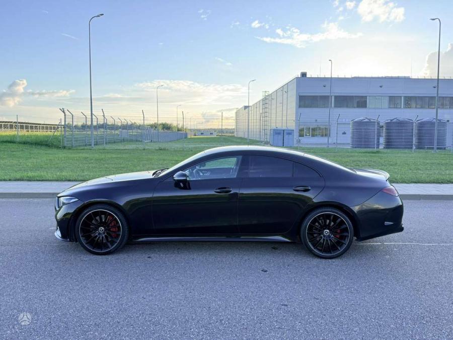 Black Mercedes-Benz CLS 350 2018 in Kaunas, with an engine capacity of 2.93 L and mileage of 234 thousand km for 30000 €, photo 6 on AUTOMOTO.COM.LV