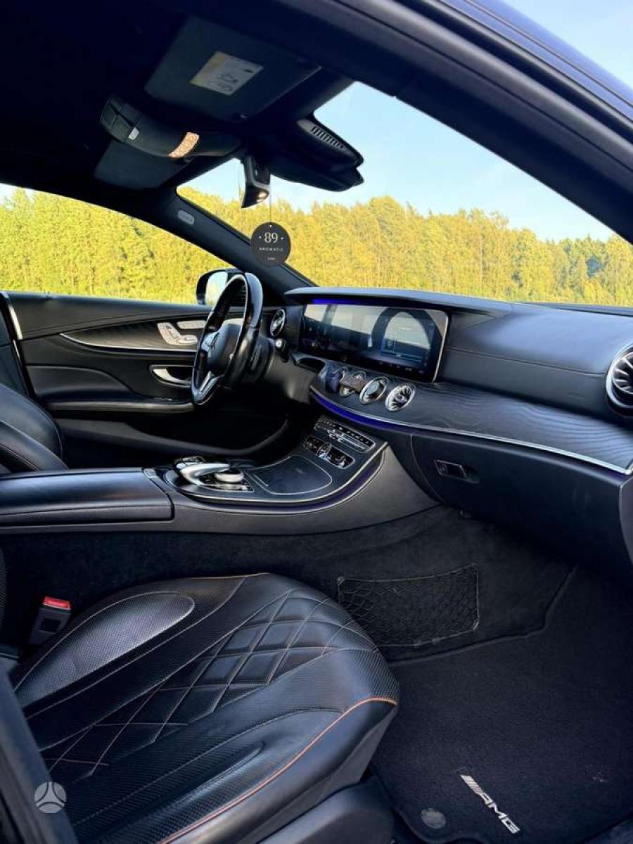 Black Mercedes-Benz CLS 350 2018 in Kaunas, with an engine capacity of 2.93 L and mileage of 234 thousand km for 30000 €, photo 13 on AUTOMOTO.COM.LV
