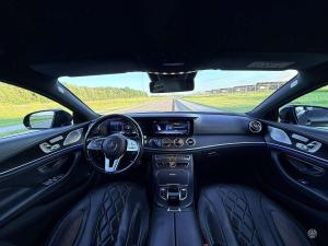 Black Mercedes-Benz CLS 350 2018 in Kaunas, with an engine capacity of 2.93 L and mileage of 234 thousand km for 30000 €, photo 15 on AUTOMOTO.COM.LV