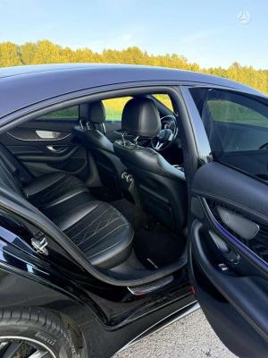 Black Mercedes-Benz CLS 350 2018 in Kaunas, with an engine capacity of 2.93 L and mileage of 234 thousand km for 30000 €, photo 17 on AUTOMOTO.COM.LV