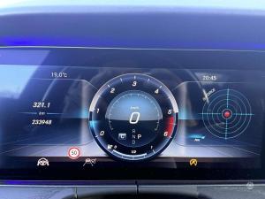 Black Mercedes-Benz CLS 350 2018 in Kaunas, with an engine capacity of 2.93 L and mileage of 234 thousand km for 30000 €, photo 18 on AUTOMOTO.COM.LV