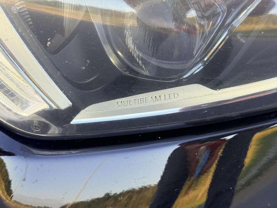 Black Mercedes-Benz CLS 350 2018 in Kaunas, with an engine capacity of 2.93 L and mileage of 234 thousand km for 30000 €, photo 20 on AUTOMOTO.COM.LV