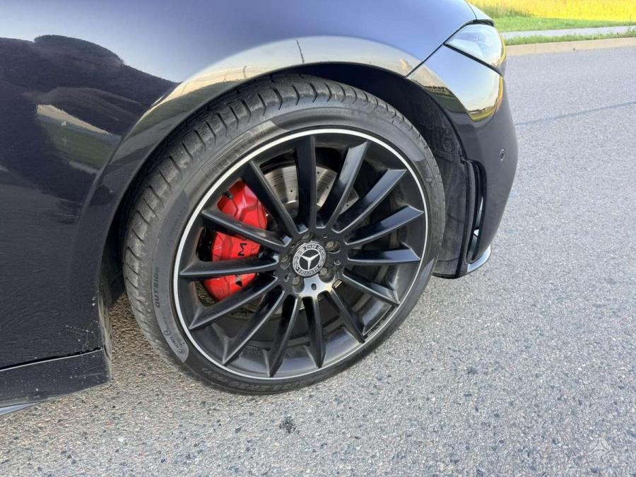 Black Mercedes-Benz CLS 350 2018 in Kaunas, with an engine capacity of 2.93 L and mileage of 234 thousand km for 30000 €, photo 21 on AUTOMOTO.COM.LV