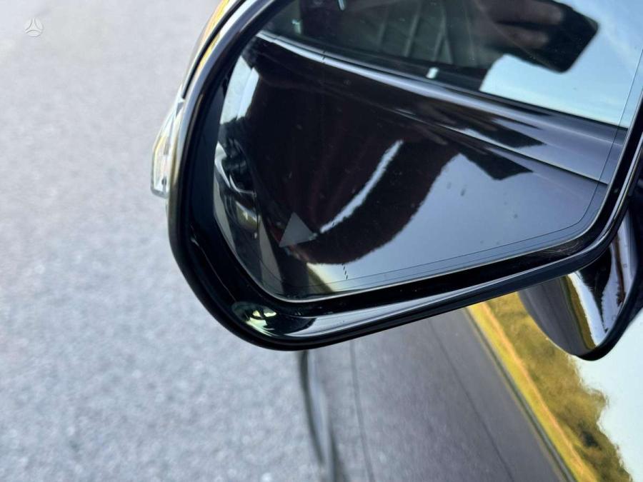 Black Mercedes-Benz CLS 350 2018 in Kaunas, with an engine capacity of 2.93 L and mileage of 234 thousand km for 30000 €, photo 27 on AUTOMOTO.COM.LV