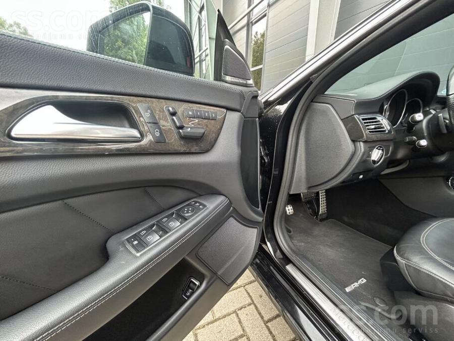 Melns Mercedes-Benz CLS 350 2012 Tukums, ar dzinēja tilpumu 3.00 L un nobraukumu 229 tūkst. km par 13490 €, foto 11 vietnē AUTOMOTO.COM.LV