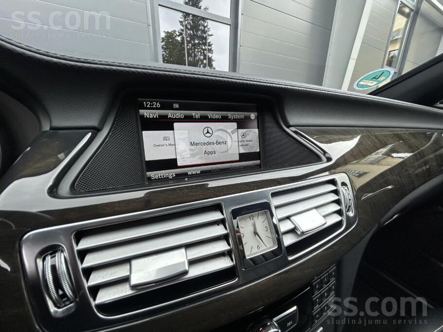 Melns Mercedes-Benz CLS 350 2012 Tukums, ar dzinēja tilpumu 3.00 L un nobraukumu 229 tūkst. km par 13490 €, foto 18 vietnē AUTOMOTO.COM.LV