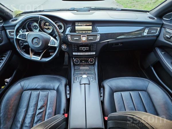 Melns Mercedes-Benz CLS 350 2012 Rēzekne, ar dzinēja tilpumu 3.00 L un nobraukumu 262 tūkst. km par 13650 €, foto 7 vietnē AUTOMOTO.COM.LV