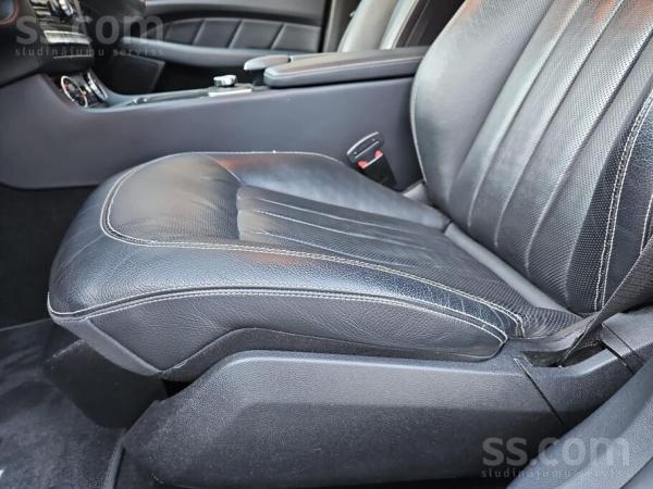 Melns Mercedes-Benz CLS 350 2012 Rēzekne, ar dzinēja tilpumu 3.00 L un nobraukumu 262 tūkst. km par 13650 €, foto 10 vietnē AUTOMOTO.COM.LV