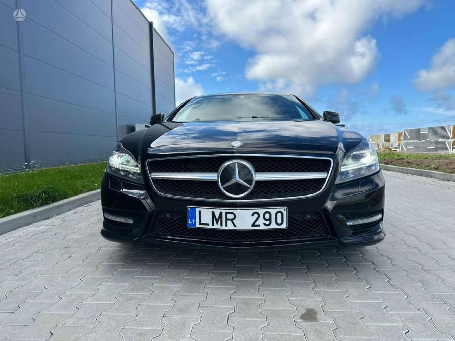 Black Mercedes-Benz CLS 350 2012 in Klaipeda, with an engine capacity of 2.99 L and mileage of 258 thousand km for 11800 €, photo 1 on AUTOMOTO.COM.LV