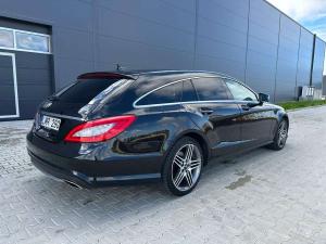 Black Mercedes-Benz CLS 350 2012 in Klaipeda, with an engine capacity of 2.99 L and mileage of 258 thousand km for 11800 €, photo 3 on AUTOMOTO.COM.LV
